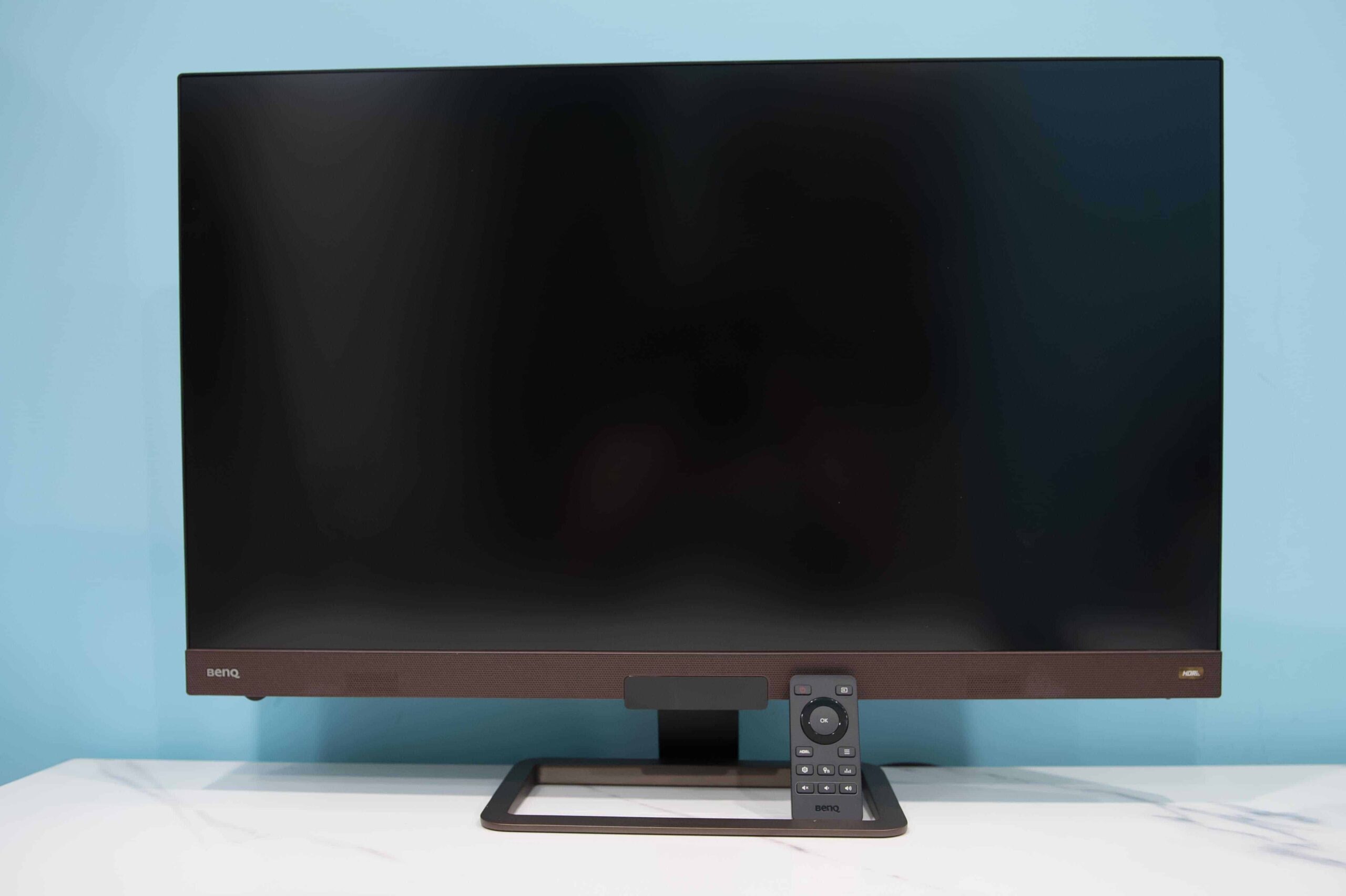 電競電影多功能新寵，BenQ 高質感4K HDRi螢幕 - EW3280U開箱 - TechTeller (科技說)